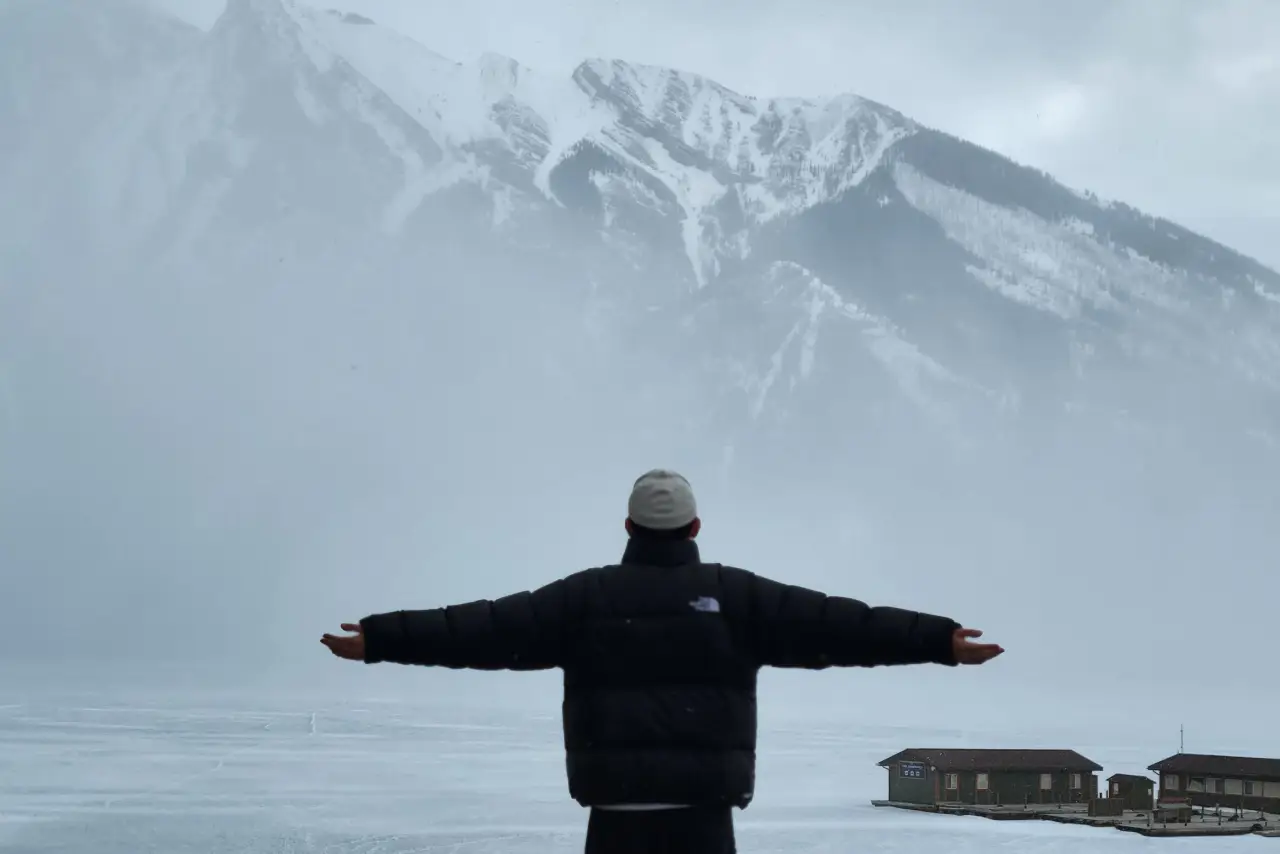 Guided Private & Group Tours Calgary - Banff Day Trips